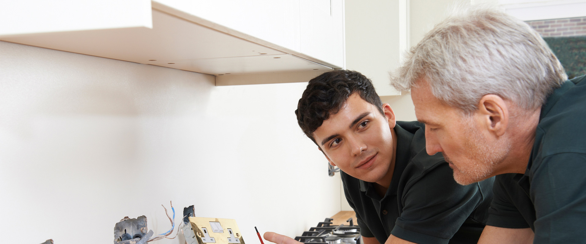 Contact 24 hour Emergency Electrician - ABCD Electrical